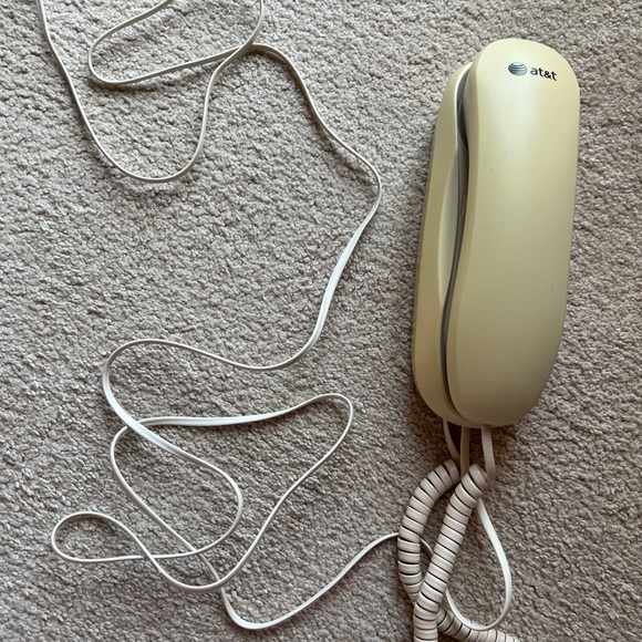 at&t | Other | Att Att Beige Cream Corded Phone Trimline Model 25 ...